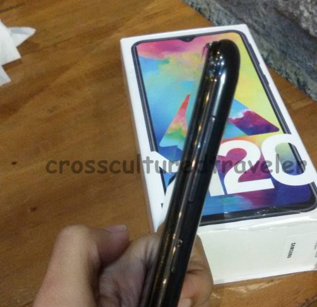 √ [2021] Review Samsung M20 Indonesia Terbaru dan Terlengkap!